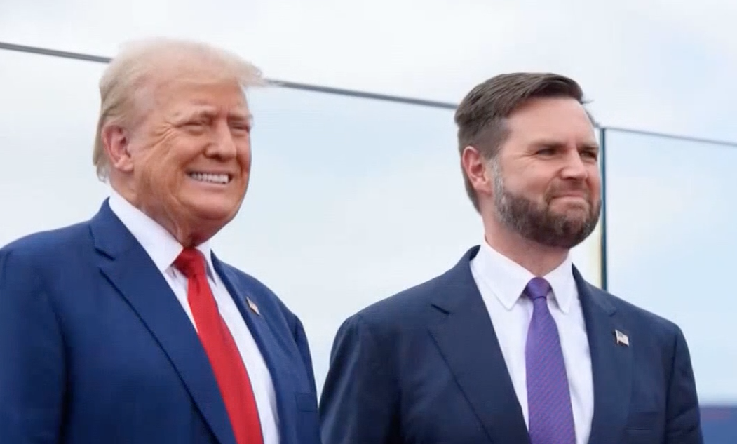 CNN WIRE - Republican mayor confirms Vance campaign was told rumors ...